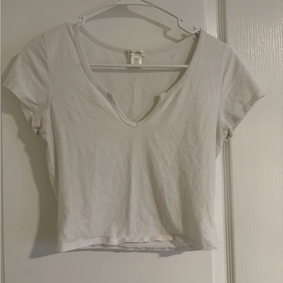 Bozzolo | Tops | Bozzolo Classic White Tee | Poshmark